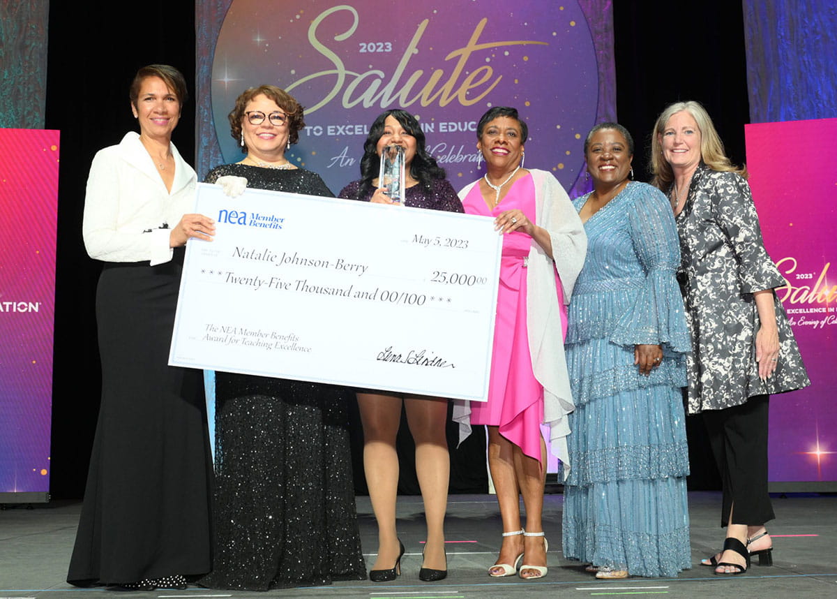 2023 Winner of the Award for Teaching Excellence